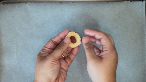 Almond London Cookies Recipe | El Mundo Eats