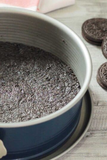 No-Bake Oreo Cheesecake - El Mundo Eats