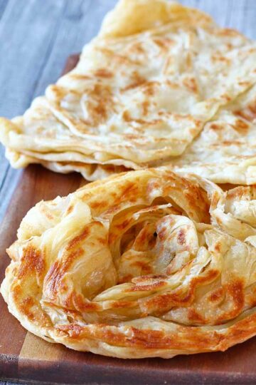 How to Make Roti Canai | El Mundo Eats