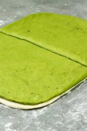 How To Make Matcha Bread - El Mundo Eats
