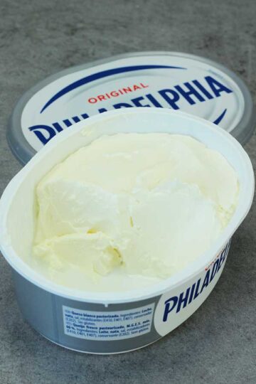 No-Bake Stracciatella Cheesecake - El Mundo Eats