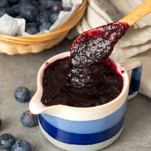 How To Make Blueberry Coulis Sauce - El Mundo Eats