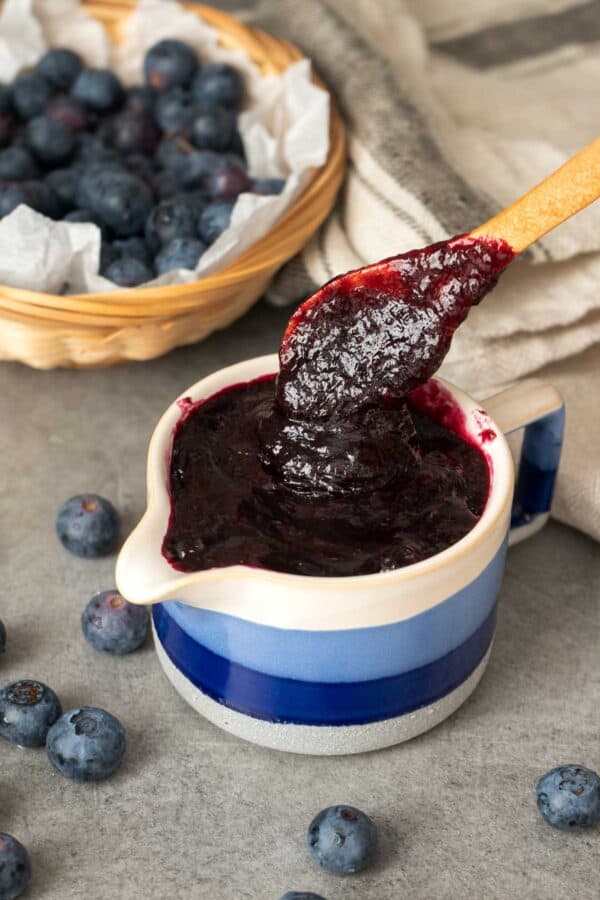 How To Make Blueberry Coulis Sauce - El Mundo Eats