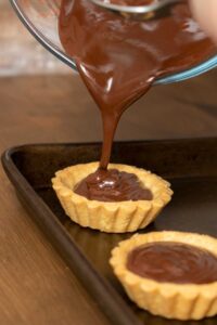 Mini Salted Chocolate Tarts - El Mundo Eats