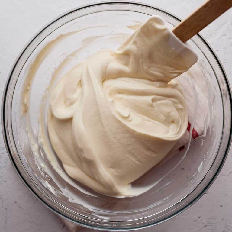 No-Bake Vanilla Cheesecake (No Gelatine) - El Mundo Eats