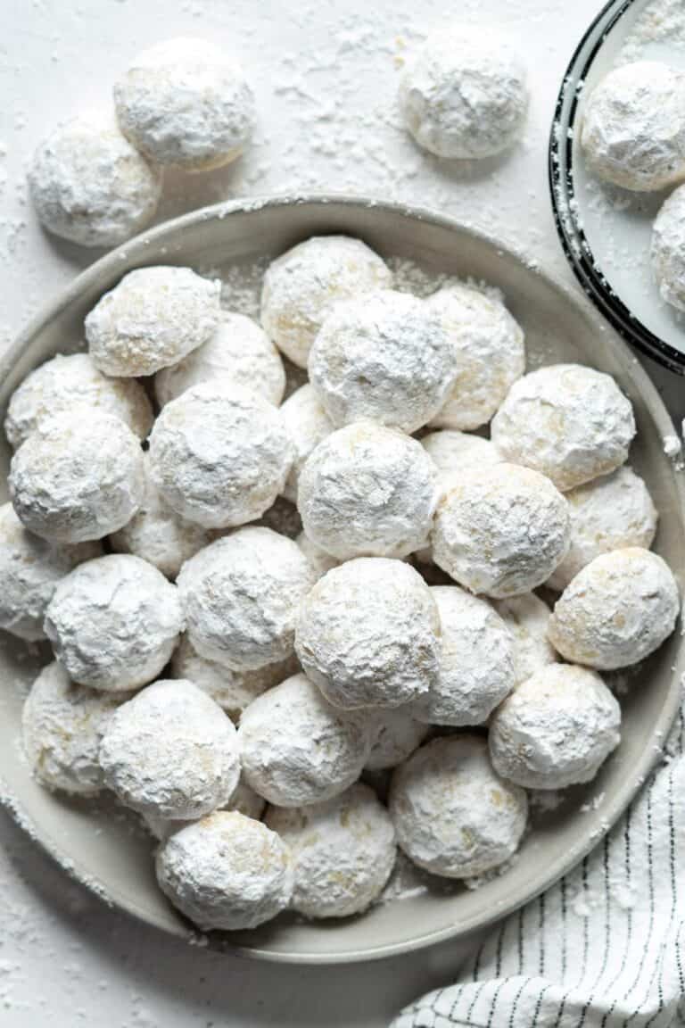Snowball Cookies Without Nuts - El Mundo Eats