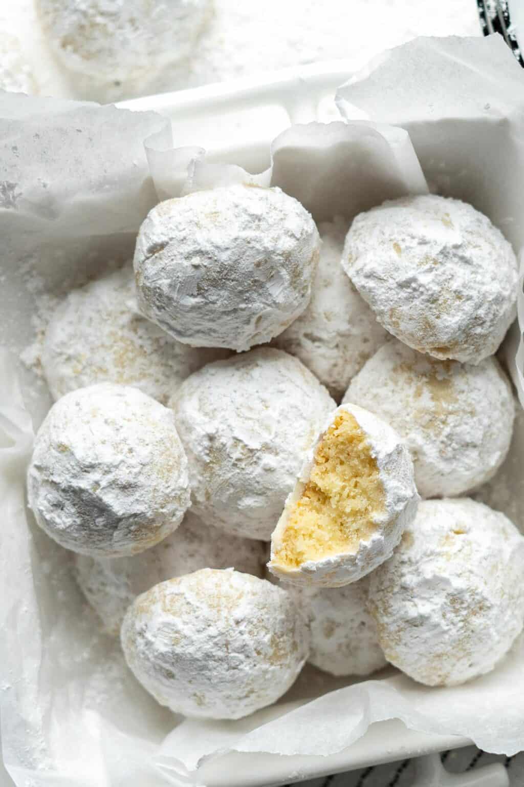 Snowball Cookies Without Nuts - El Mundo Eats