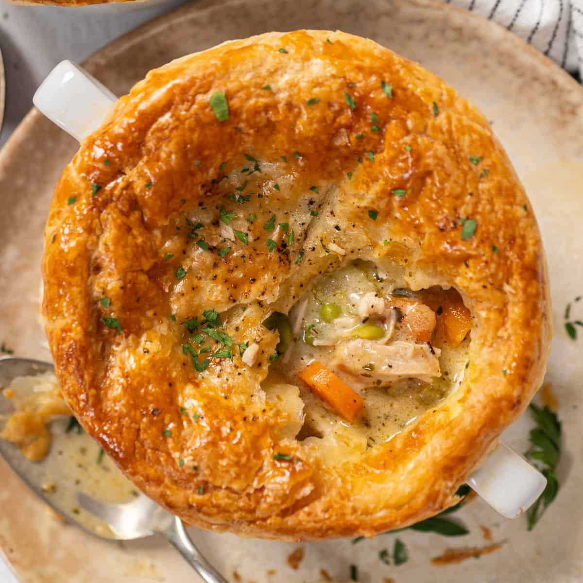 Mini Chicken Pot Pies - El Mundo Eats