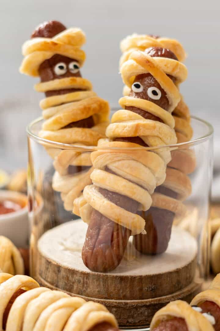 Hot Dog Mummies - El Mundo Eats
