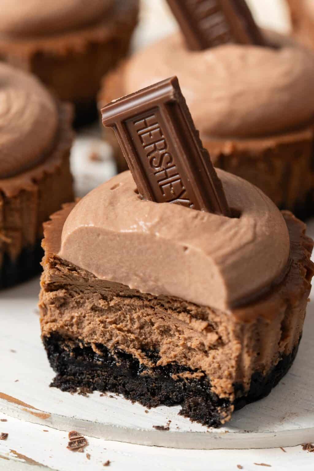 Mini Chocolate Cheesecakes - El Mundo Eats