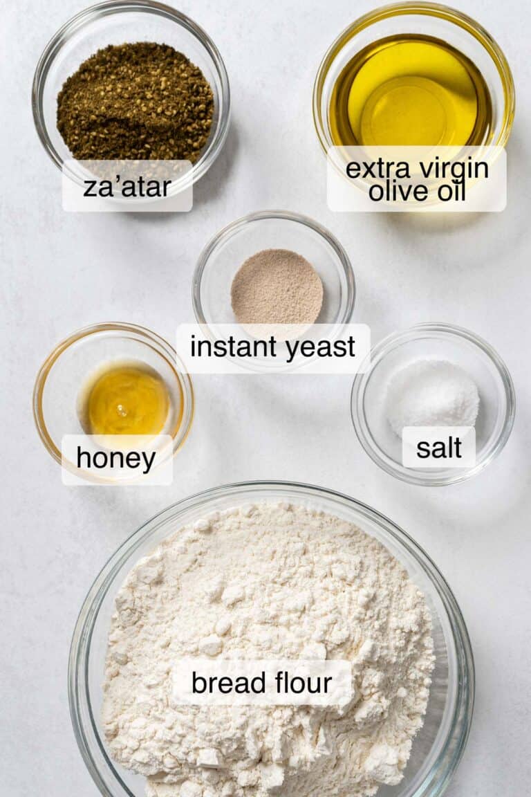 Lebanese Flatbreads (Manoushe Zaatar) - El Mundo Eats