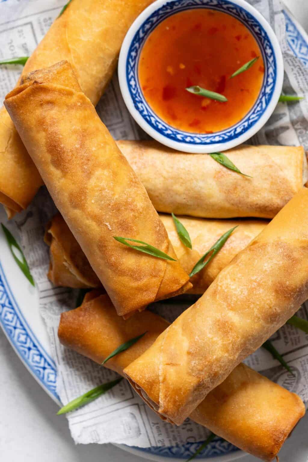 Crispy Chinese Spring Rolls - El Mundo Eats