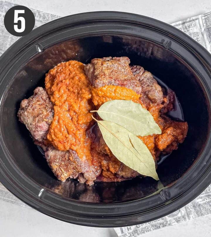 Slow Cooker Spanish Oxtail Stew (Rabo De Toro) - El Mundo Eats