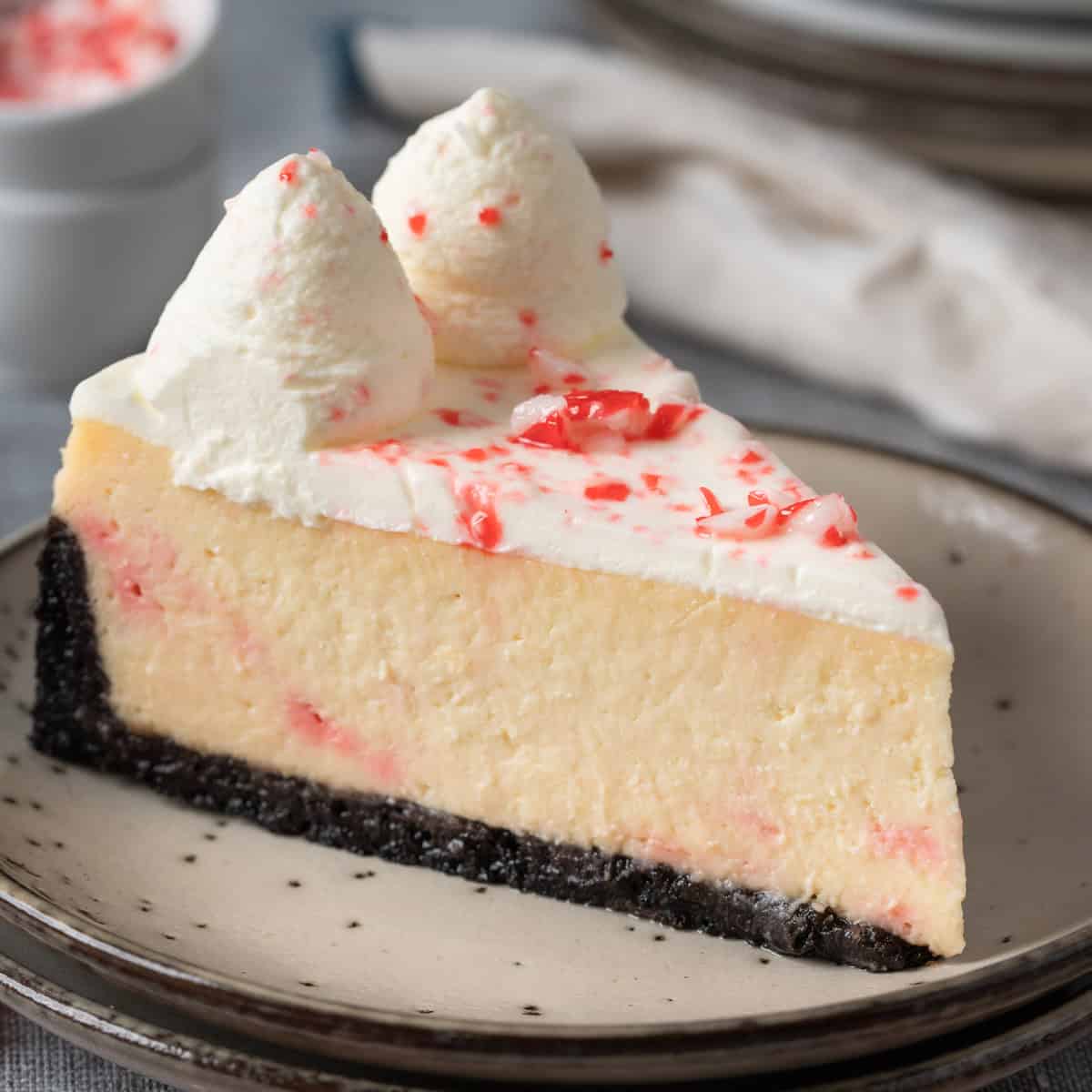 Peppermint Cheesecake (No Water Bath & Super Creamy) - El Mundo Eats